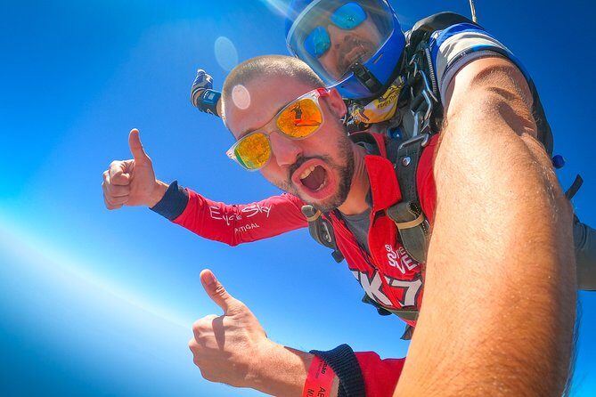Algarve Tandem Skydive 10.000ft - Who Will Love This Experience?