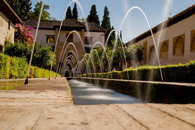 Alhambra and Generalife Skip-the-Line Ticket with Guide - Real-World Tips from Travelers