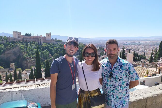 Alhambra with Nazaries Palaces Private Tour - Why Authenticity Matters