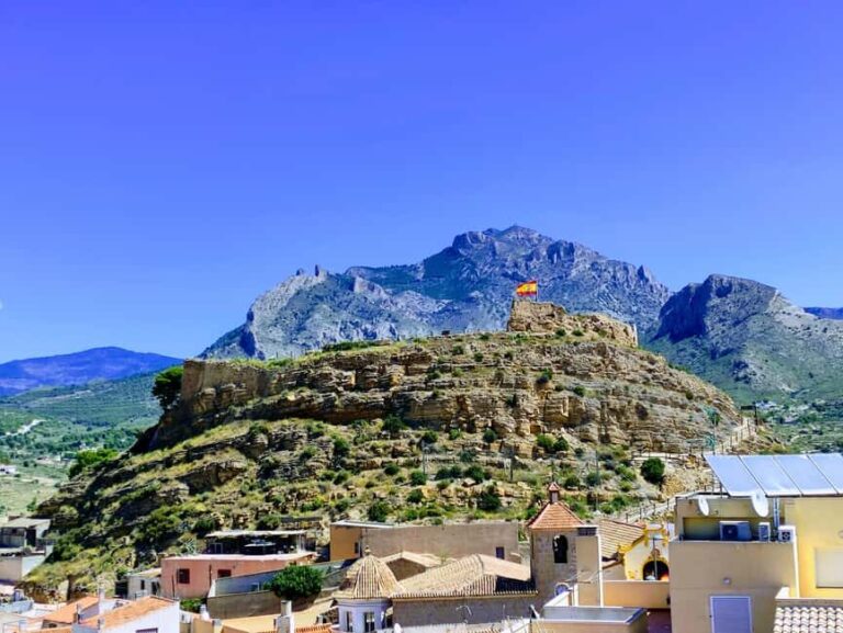 Alicante: Canelobre Caves & Busot  Local Guided Tour - The Itinerary in Detail