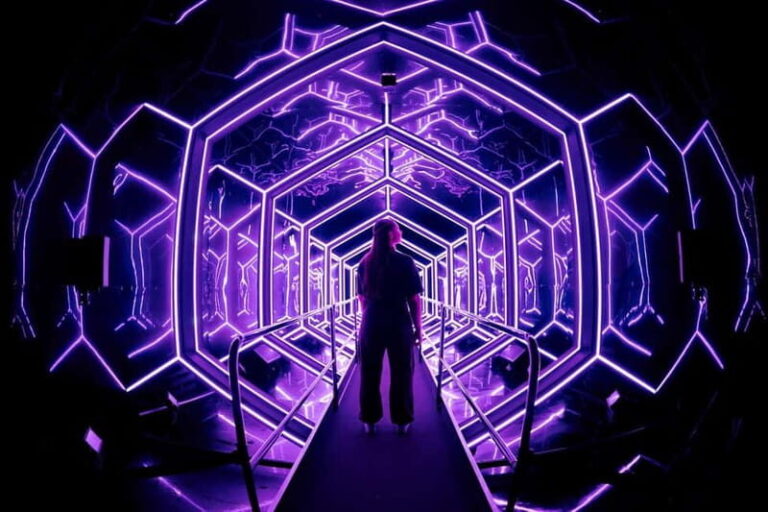 AMAZE Amsterdam: Immersive Audiovisual Experience - The Practical Side: Price, Duration, and Accessibility