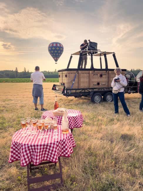Amboise Hot-Air Balloon Sunset Ride over the Loire Valley - What to Expect from the Tour