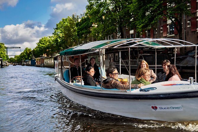 Amsterdam 2-hour Private Canal Cruise with Live Guide and Drinks - The Sum Up