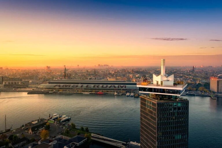 Amsterdam: A'DAM Lookout with Revolving Restaurant Moon - Thrilling Add-ons: Swing and Virtual Reality