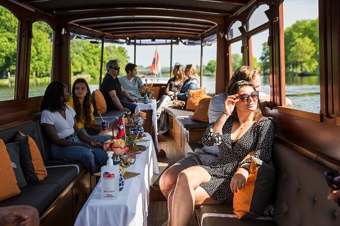 Amsterdam Canal Cruise with Cheese and Wine - The Sum Up