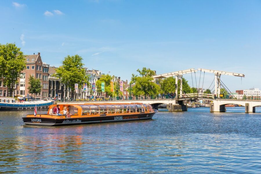 Amsterdam: City Centre Canal Cruise including Audioguide - The Experience Through Reviewers’ Eyes