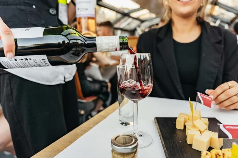 Amsterdam: Cozy Cheese & Wine Cruise Tasting Experience - Introduction to the Experience