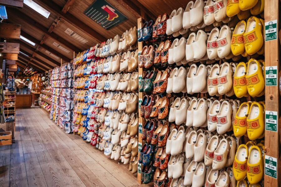 Amsterdam: Giethoorn, Volendam, and Zaanse Schans Tour - The Itinerary in Detail