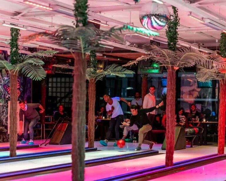 Amsterdam: LED Bowling Experience - The Experience Itself: What to Expect