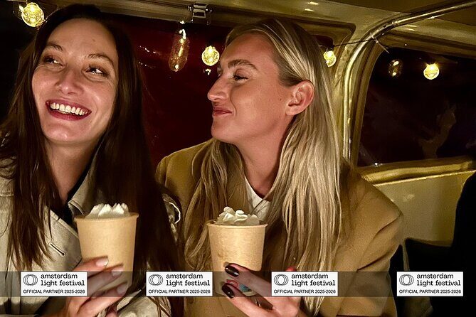 Amsterdam: Light Festival Boat with Unlimited Drinks & Snack - FAQ