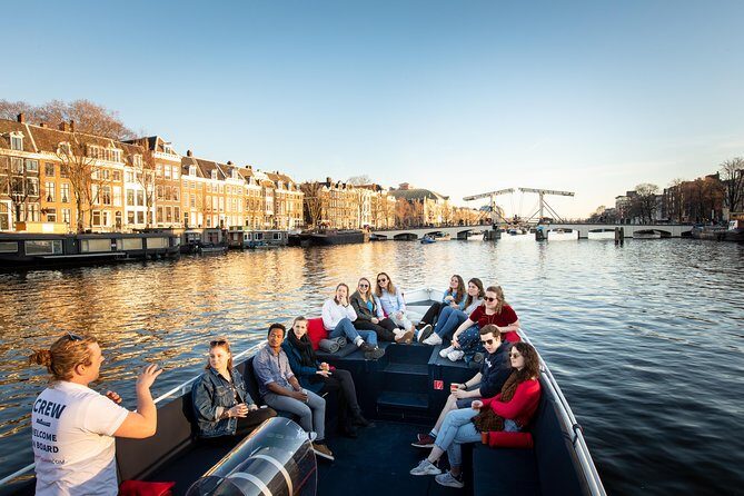 Amsterdam Open Boat Cruise with Live Guide and Two Drinks - Why This Tour Works