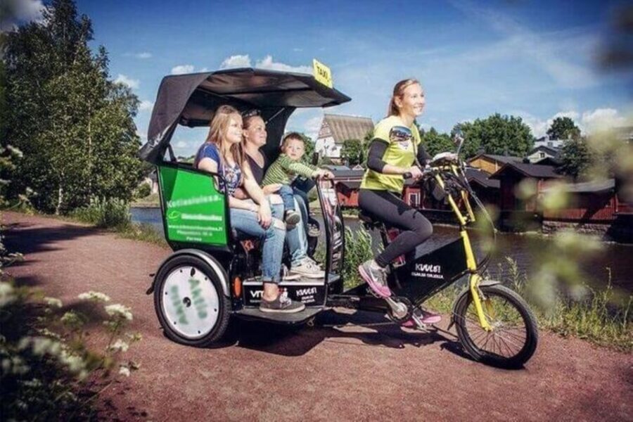 Amsterdam: Private Guided City Tour by Pedicab - Why Choose This Tour?