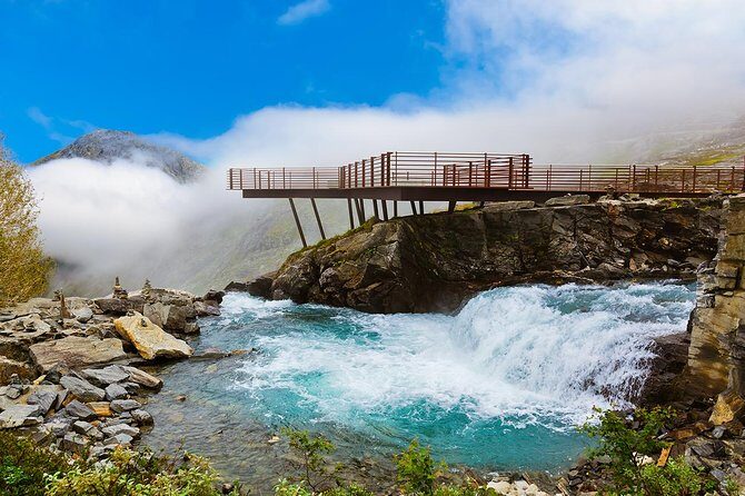 Andalsnes Shore Excursion: the Troll Road and Troll Wall - Transportation and Group Size