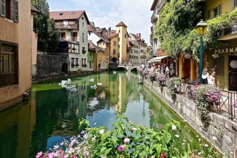 Annecy: Private Guided Tour - Discover "Venice of the Alps" - Who Should Consider This Tour?