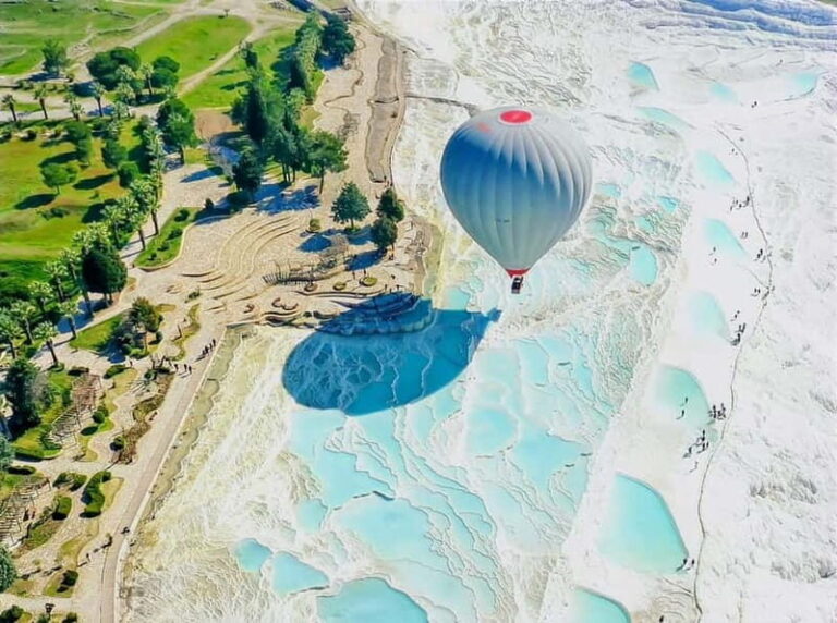 Antalya: Pamukkale Tour with Hot Air Balloon and Lunch - The Experience of Guides and Staff