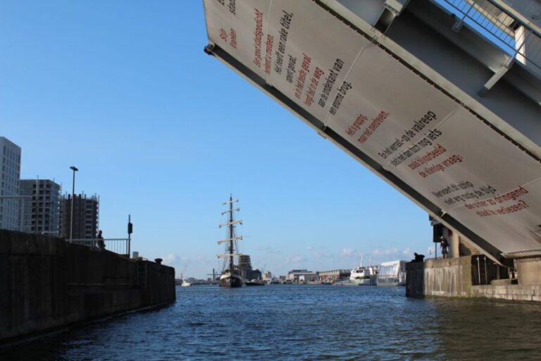 Antwerp: Private Old Harbour Boat Tour Incl. Drinks & Snacks - Why Choose This Experience?