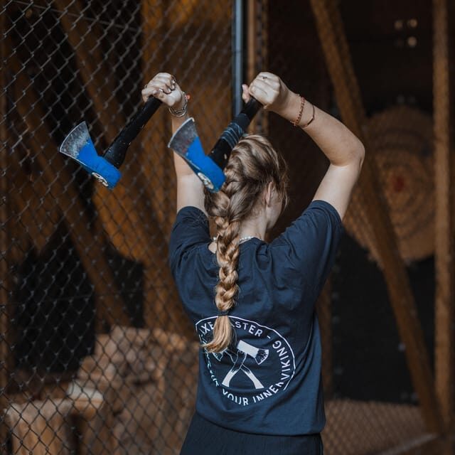 AXE THROWING EXPERIENCE IN ANTWERP - Why You’ll Love This Experience