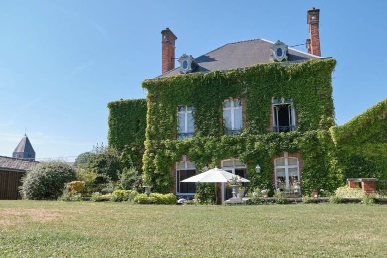 Aÿ-Champagne: Champagne House Tour and Tasting Class - Why This Tour Stands Out