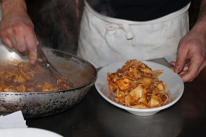 Bagnoregio & Orvieto Day Trip from Rome with Wine Tasting & Lunch - Discovering Orvieto: History, Art, and Free Time