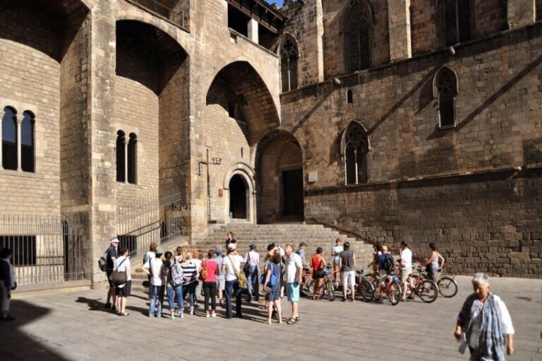 Barcelona 2-Hour Gothic Walking Tour - The Experience and Why It Works