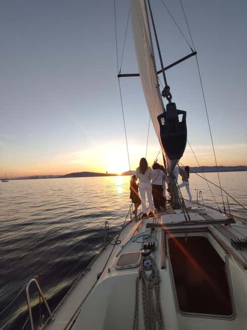 Barcelona Badalona : Sailboat Tour, Snacks, Drinks, Swimming - Who Would Love This Tour?