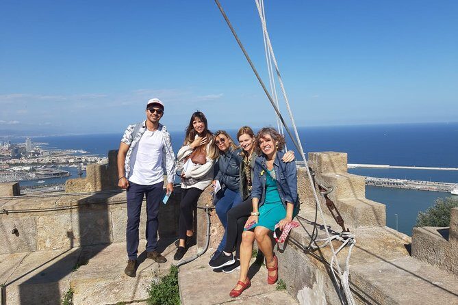 Barcelona Best Views: Old Town, Cable Car and Montjuic Castle - Detailed Breakdown of the Itinerary