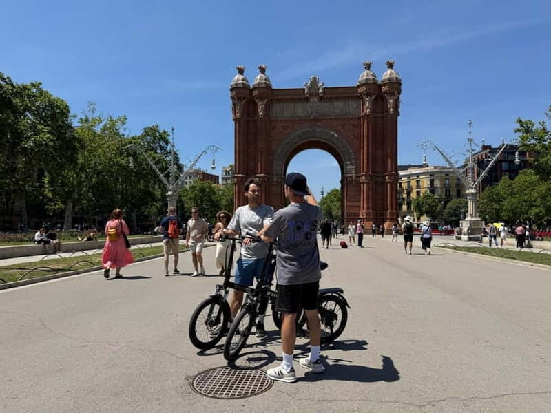 Barcelona: Bike or eBike Tour, Top Sights & Local Insights - Why This Bike Tour is a Great Way to See Barcelona