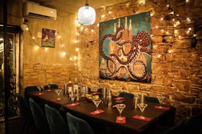 Barcelona: Cocktail Master Class by Mixologist with Tapas - Who Will Love This Experience?