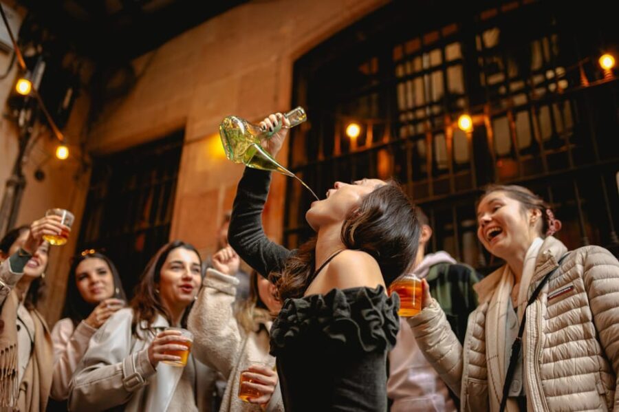 Barcelona: El Born Food Walking Tour with Tapas and Drinks - What Sets This Tour Apart