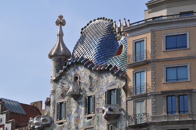 Barcelona & Gaudi. Regular Tour - Stop 3: Casa Calvet