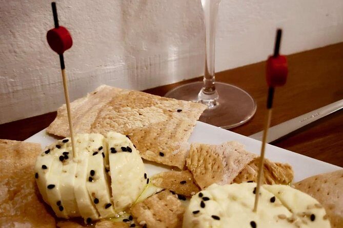 Barcelona Gothic Quarter VIP Tapas & Wine Tour - Who Should Book This Tour?