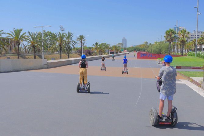 Barcelona Guided Tour on Segway - Parque de la Ciutadella and Iconic Landmarks
