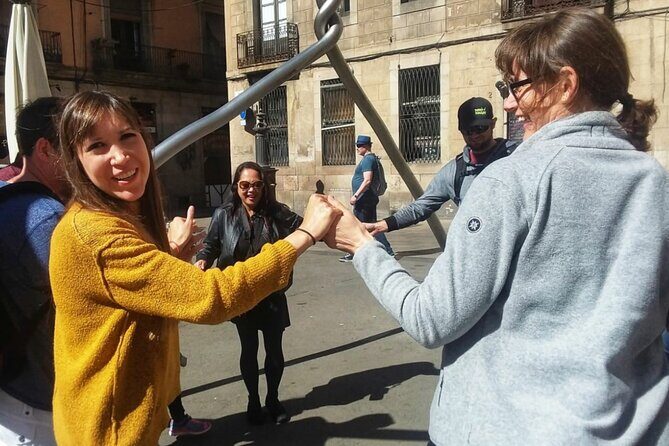 Barcelona Highlights Small Group Tour with Hotel Pick Up - The Practical Side: What to Expect