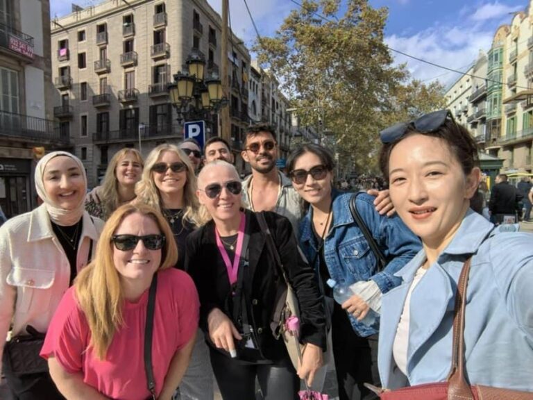Barcelona: Old Town and Gothic Quarter Walking Tour - A Deep Dive Into the Experience