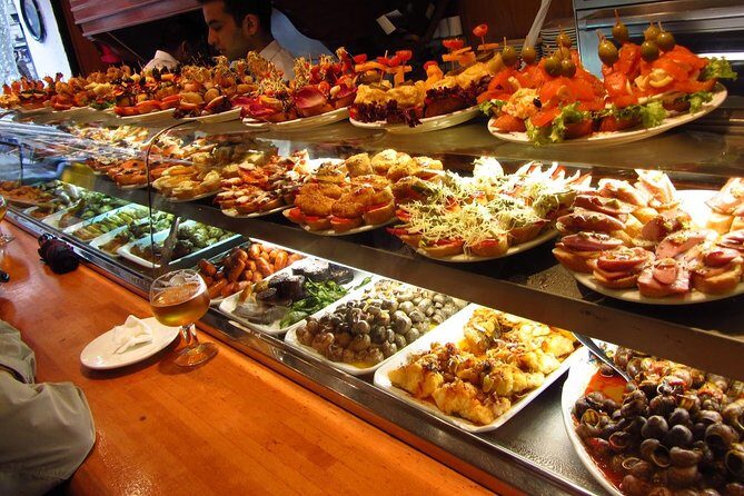 Barcelona Old Town Night Small Group Tour with Tapas & Flamenco - Who Is This Tour Best For?