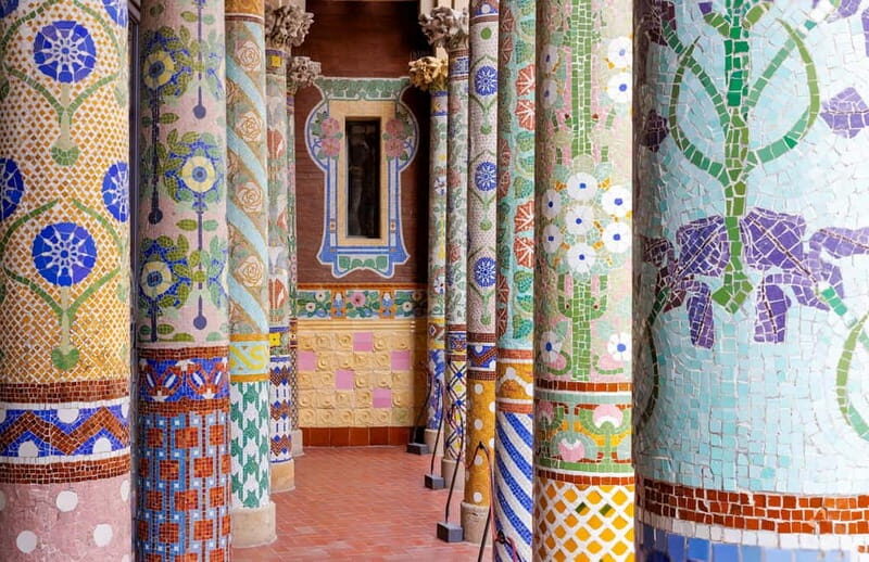 Barcelona: Palau de la Música Guided Tour in Japanese - Who Would Love This Tour?