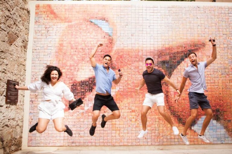 Barcelona: Photoshoot Tour Old Town - What to Expect on the Day