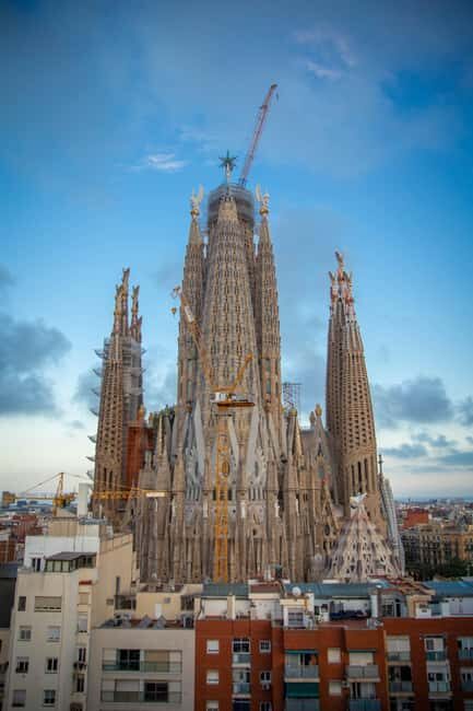 Barcelona: Sagrada Familia Tour Priority Access & Add-ons - What Makes This Tour Stand Out?