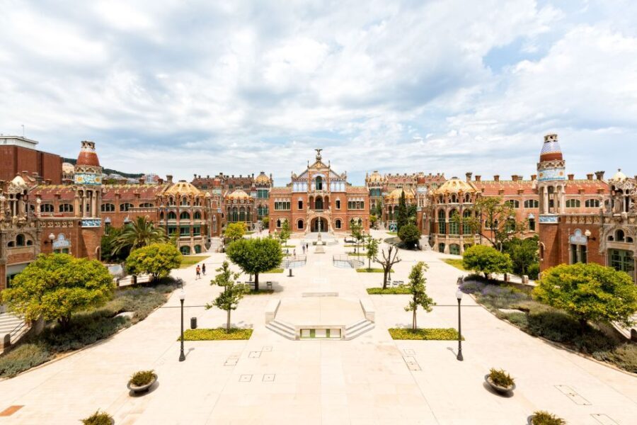 Barcelona: Sant Pau Recinte Modernista Entry Ticket - Architectural Marvels and Artistic Details