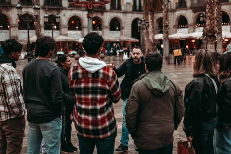 Barcelona: Tipsy Tapas & History Tour in the Gothic Quarter - The Itinerary: What You Can Expect