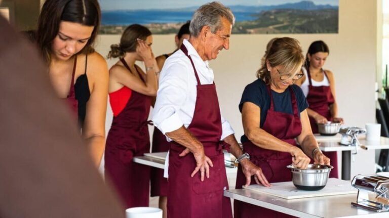 Bardolino: Garda Lake Pasta Cooking Class at Agritourism - What Reviewers Highlighted