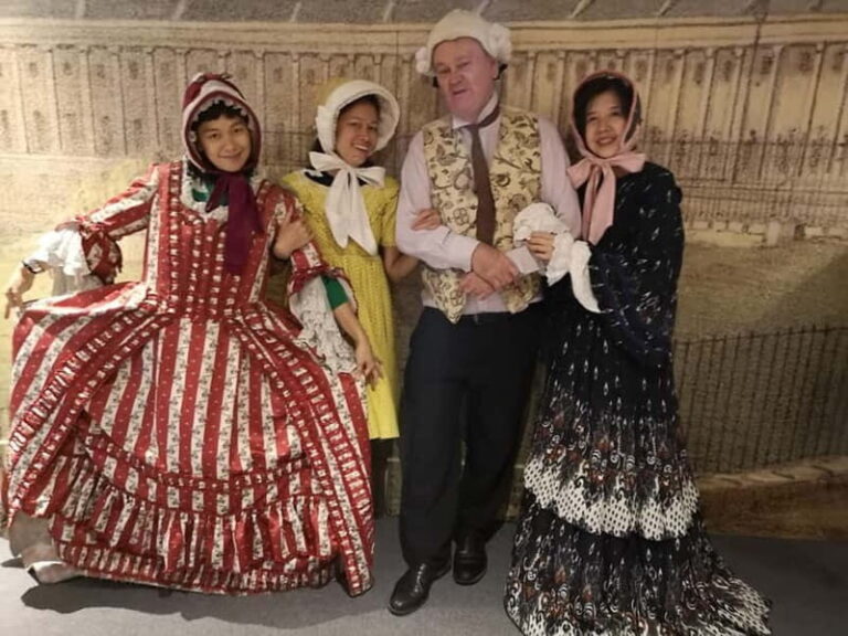 Bath: Guided Tour of Iconic Bridgerton Filming Locations - The Experience: A Deep Dive into the Tour