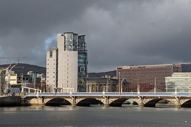 Belfast Eclectic Walking City Center Experience, The Marti Way - FAQ