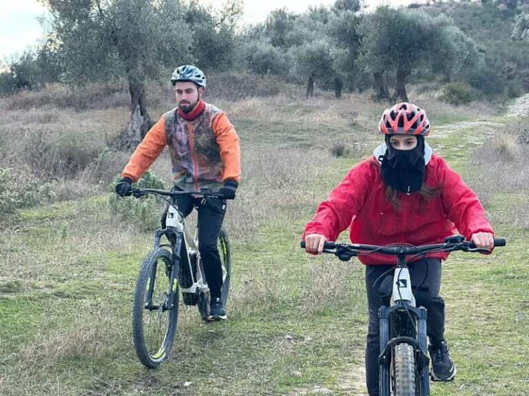 Berat: Electric Bike Tour with Lunch - Who Is This Tour Best Suited For?