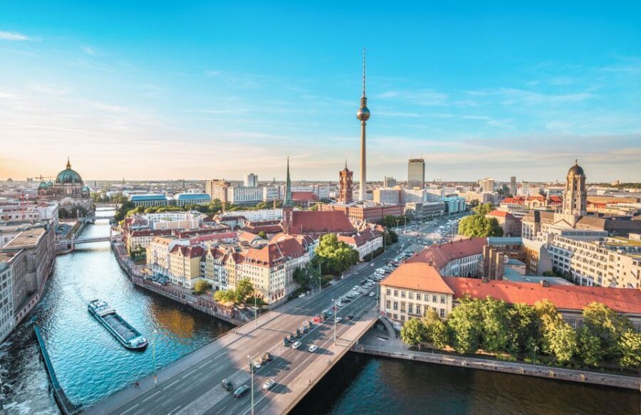 Berlin: 1-Hour Guided Tour of the Historic Center - A Detailed Look at the Itinerary