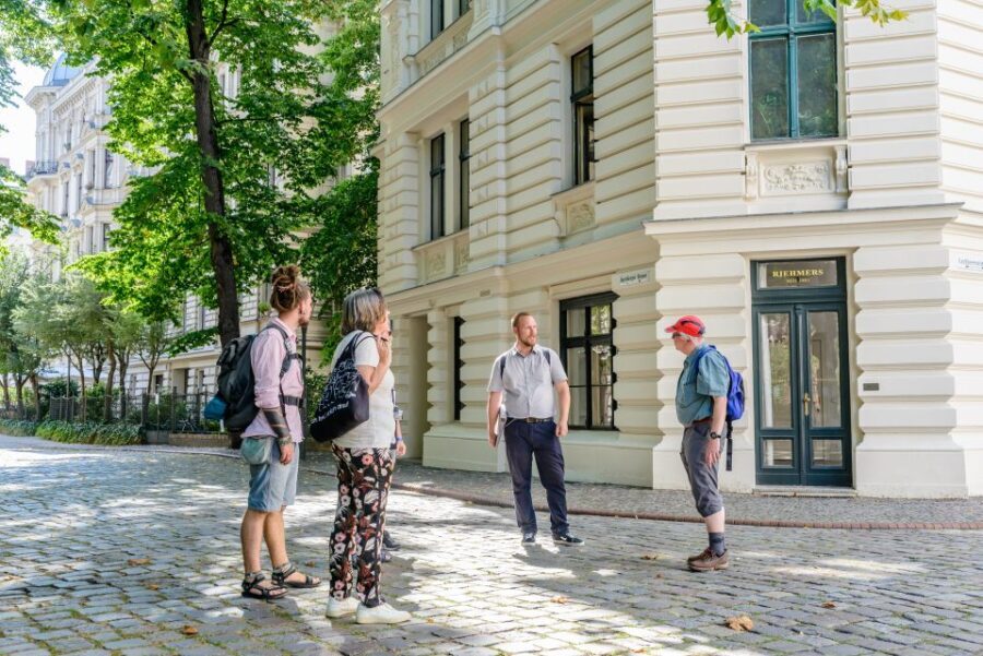 Berlin: 2.5-Hour Walking Tour through Kreuzberg 61 - Practical Details and Value