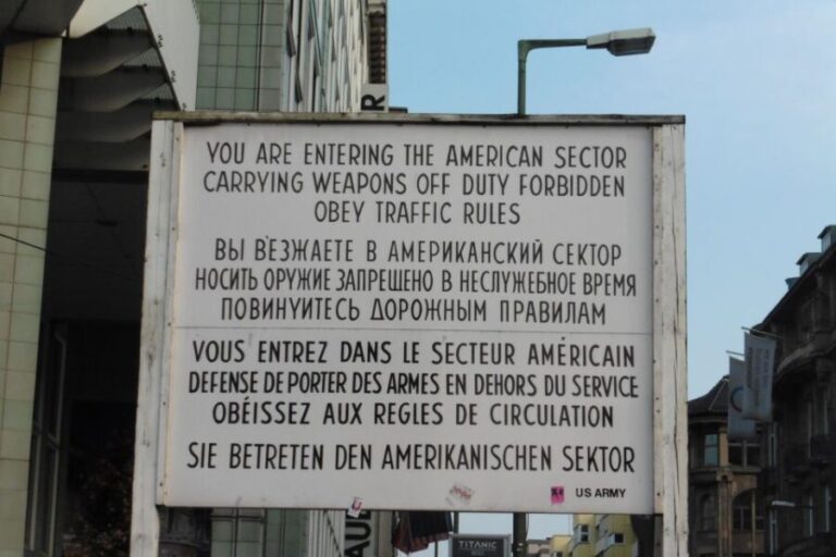 Berlin: Historical Sights & Berlin Wall Tour with a Berliner - The Sum Up