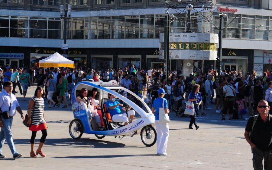 Berlin: Private Guided E-Rickshaw Tour - Authentic Experiences and Hidden Gems