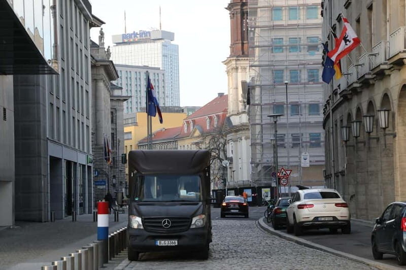 Berlin: Private Sightseeing Tour in an E-Rickshaw - A Closer Look at the E-Rickshaw Experience in Berlin