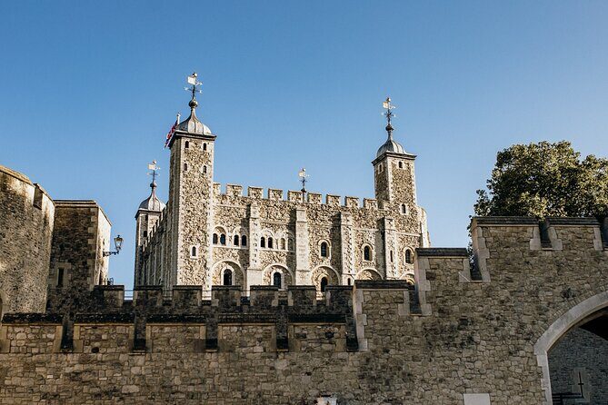 Best of London Tour - Crown Jewels, River Cruise & History Walk - The Thames River Cruise: A Scenic Highlight